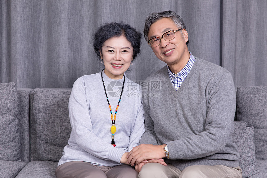 老年夫妇居家高清图片下载 正版图片501168018 摄图网