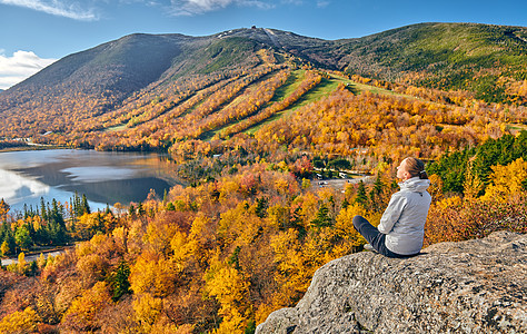 斯威夫特河瀑布秋天的白山森林,新罕布什尔州,美国落新英格兰高清图片下载-正版图片300045376-摄图网