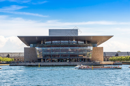 歌剧院是世界上最现代的歌剧之一夏季日以纳格农登马克高清图片下载-正版图片303738982-摄图网