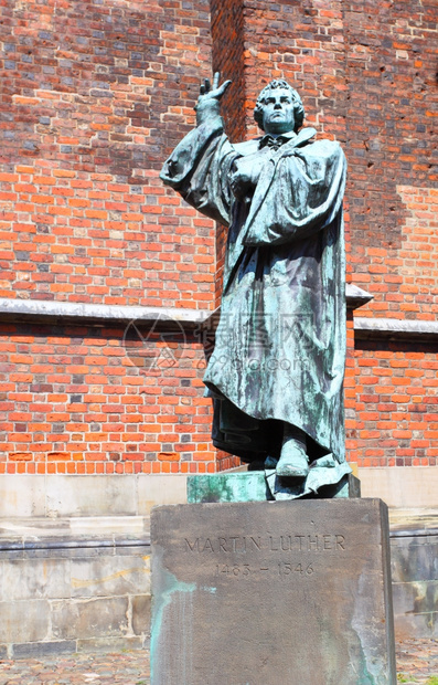 马丁路德在国汉诺威的马丁路德神像高清图片下载-正版图片304148513-摄图网