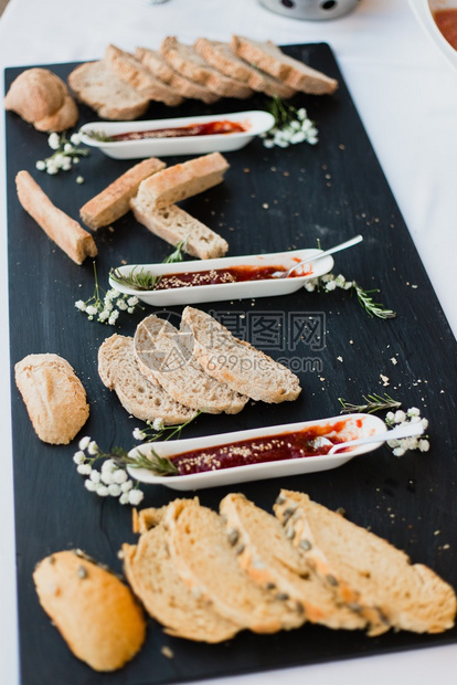 晚宴开胃菜，中西合璧，美食盛宴高清图片下载-正版图片304883309-摄图网