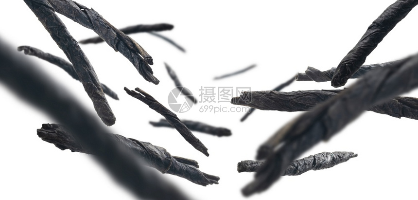 Kudding茶叶的干扭曲子白色背景茶叶的干扭曲子白色背景高清图片下载-正版图片306605809-摄图网