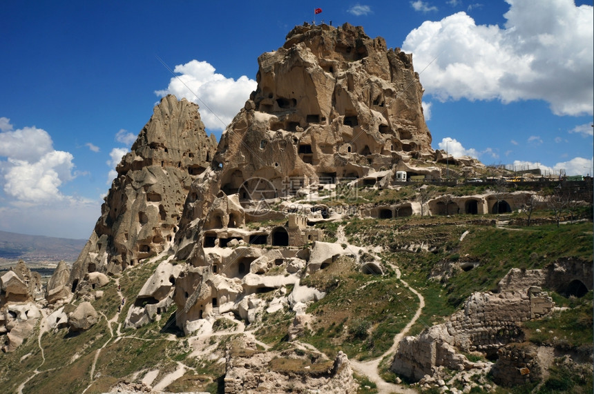 土耳其卡帕多西亚Uchisartawn中心的Kale高清图片下载-正版图片306997490-摄图网