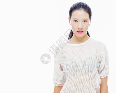 白色背景上的女孩正面照片高清图片下载-正版图片307667983-摄图网