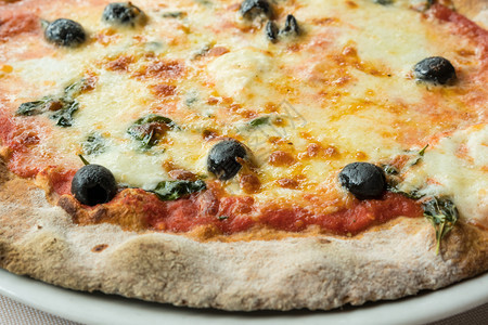 典型的快速地所有与水牛马扎里拉木偶小叶和巴西尔的比萨高清图片下载-正版图片307698829-摄图网