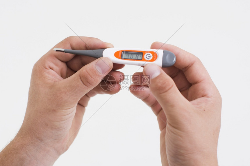 手拿电子温度计高清图片下载-正版图片307856600-摄图网