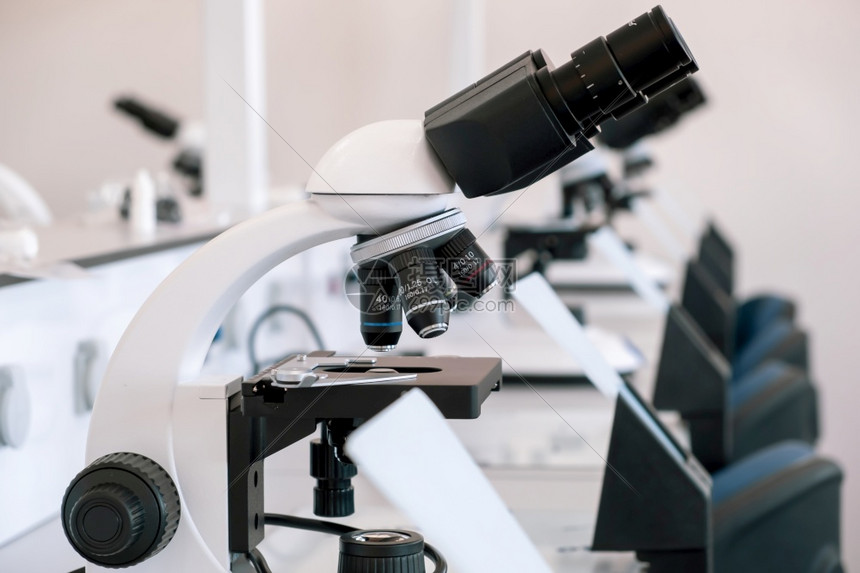实验室的显微镜高清图片下载-正版图片307871828-摄图网