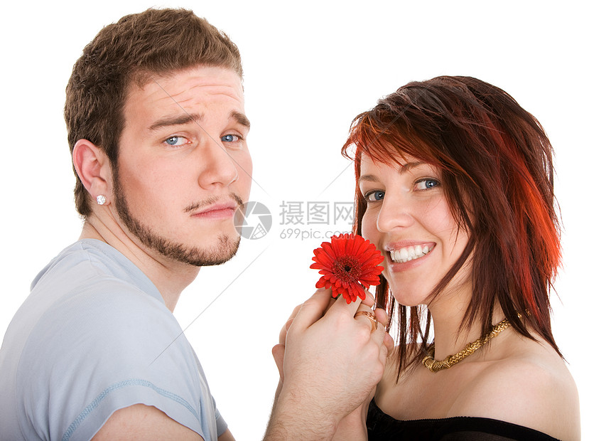 年轻有花朵和漂亮女孩的男人高清图片下载 正版图片320245443 摄图网