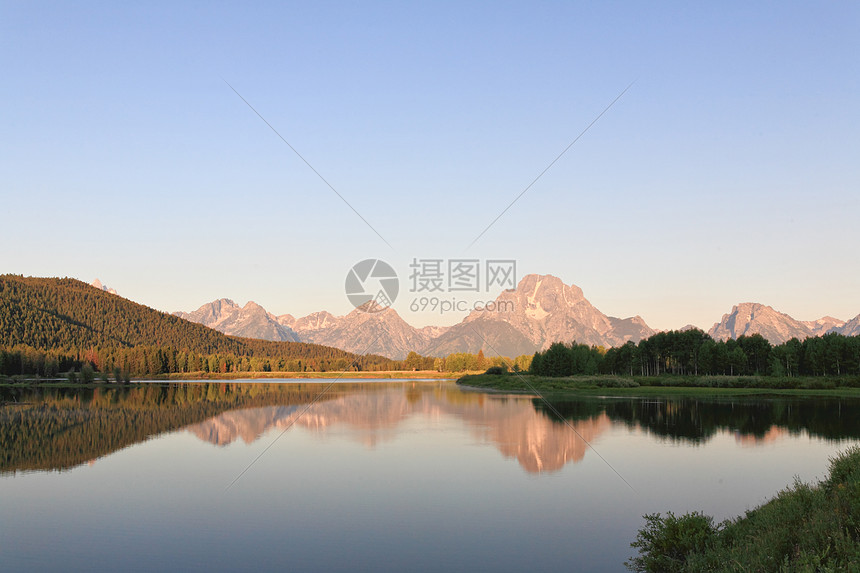 Grand Teton的Oxbow 弯弯曲公园山脉国家天空日出海浪晴天反射蓝色牛弓高清图片下载-正版图片320368318-摄图网