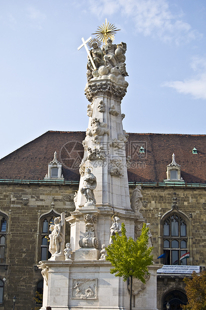 城堡山正方形方尖碑三位一体城堡宗教白色基督教父建筑爬坡高清图片下载-正版图片320389168-摄图网