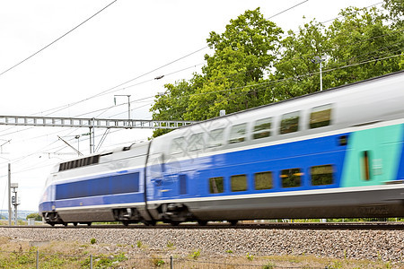 TGV火车 法国伯根迪车皮旅行外观速度机车铁路运输运输铁路快车引擎高清图片下载-正版图片320553719-摄图网