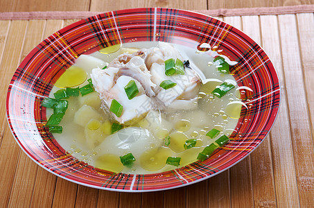 Ukhal鱼汤食物肉汤锥体传统海鲜高清图片下载-正版图片320803018-摄图网