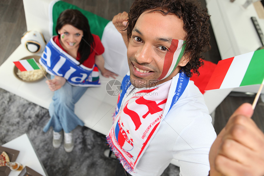 意大利足球支持者国家团队手势欢呼成功工作室旗帜女孩喜悦运动高清图片下载-正版图片320916391-摄图网