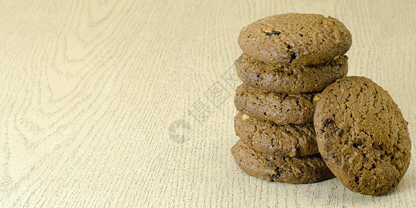 白色背景上的 cookie 特写高清图片下载-正版图片320263031-摄图网