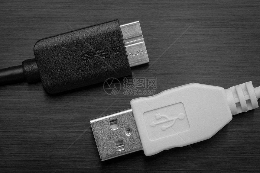 白色USB和黑色USB SS高清图片下载-正版图片321756057-摄图网