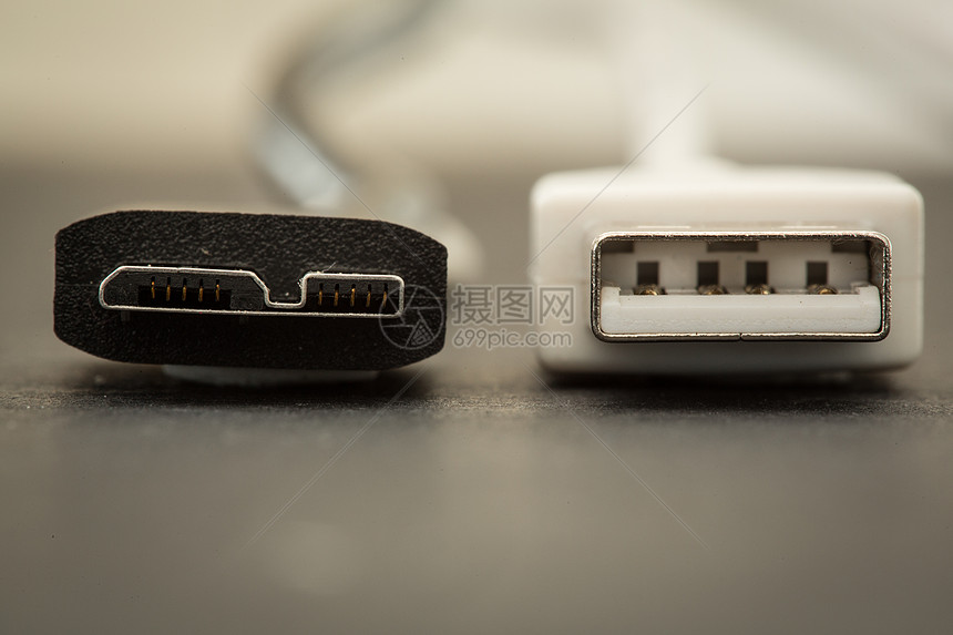 USB 和 USB SS 尖端特写高清图片下载-正版图片321756064-摄图网