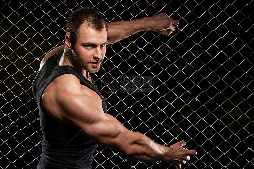 健壮 美丽 强壮的男人和肌肉腹肌裤子身体男生训练冒充工作室运动员锻炼男性高清图片下载-正版图片322157803-摄图网