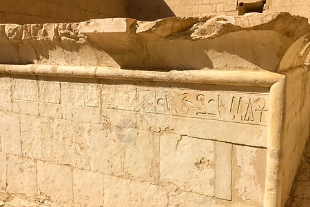 墙壁和柱子上的埃及象形文字和图画高清图片下载-正版图片505659184-摄图网