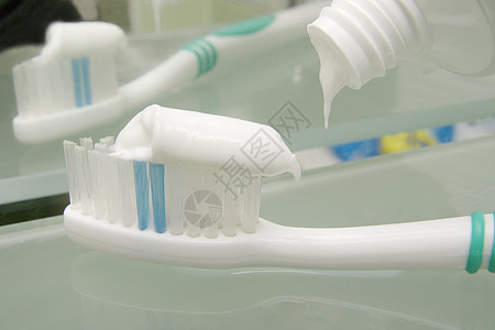 三种类型的牙膏管特写高清图片下载-正版图片503278606-摄图网