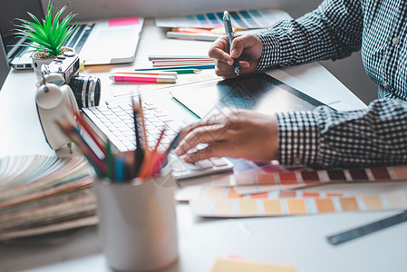 电脑设计师背景_电脑设计师摄影图片_电脑设计师壁纸_摄图网