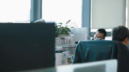 砸电脑gif图片-砸电脑动态图-砸电脑gif格式下载-摄图网