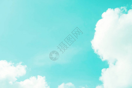 夏季蓝色天空和白云抽象空白背景的最小复制空间概念info插画图片下载-正版图片402388850-摄图网