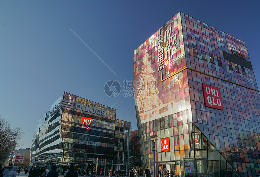 十二月的三里屯太古里高清图片下载-正版图片500758313-摄图网