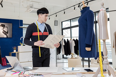 设计师外国人图片_设计师外国人素材图片大全_摄图网