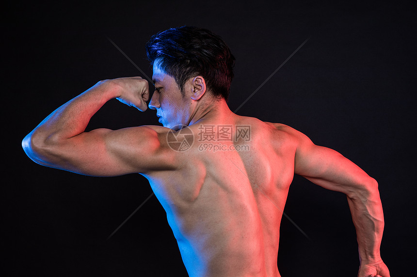 运动男性肌肉身材展示创意形象照高清图片下载-正版图片500907324-摄图网