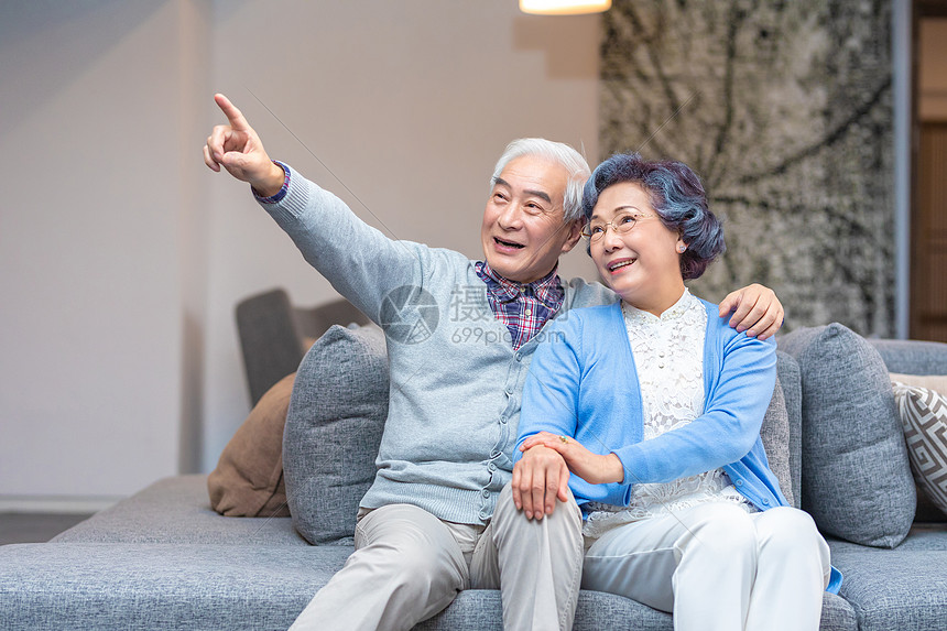 老年夫妻幸福形象高清图片下载 正版图片501187587 摄图网