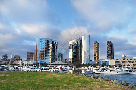 美国圣地亚哥地标胜利之吻高清图片下载-正版图片501271855-摄图网