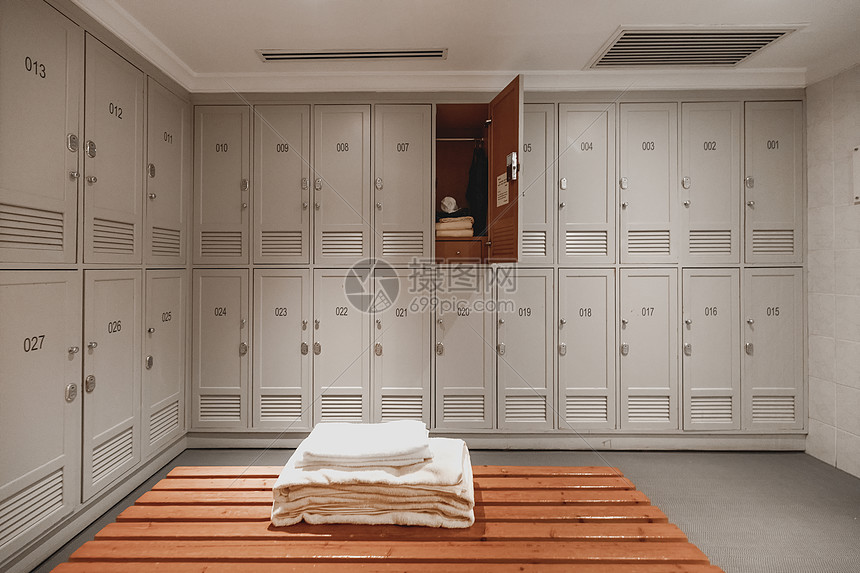 更衣室储物柜高清图片下载-正版图片501342749-摄图网
