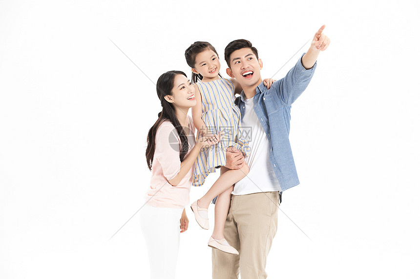 一家三口幸福相伴高清图片下载-正版图片501407654-摄图网