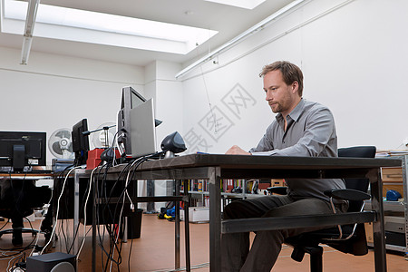 外国设计师图片_外国设计师素材_外国设计师高清图片_摄图网图片下载