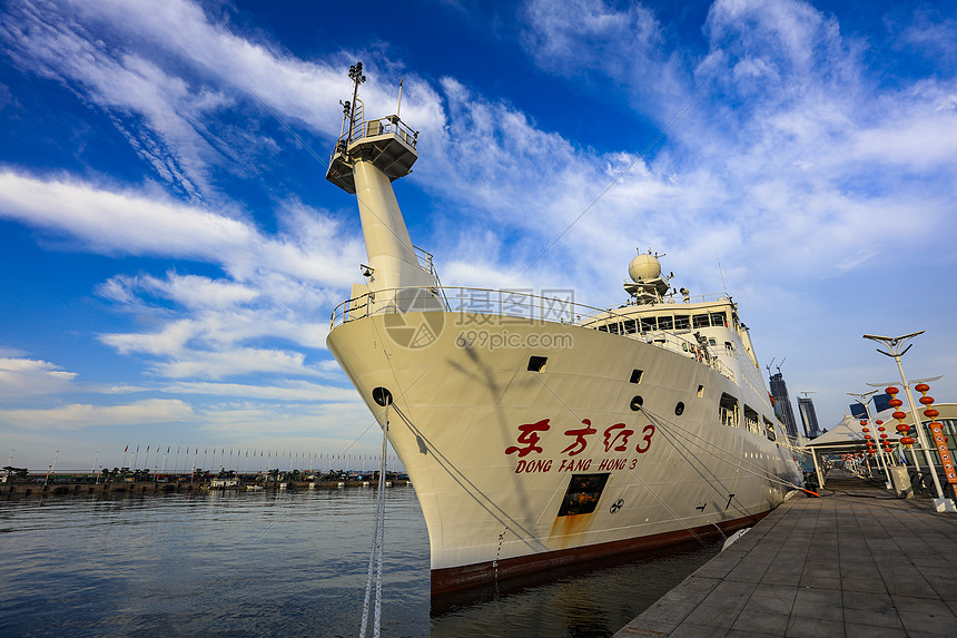 东方红3号科考船高清图片下载-正版图片501570644-摄图网