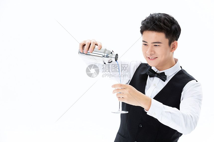 调酒师调酒高清图片下载-正版图片501577998-摄图网