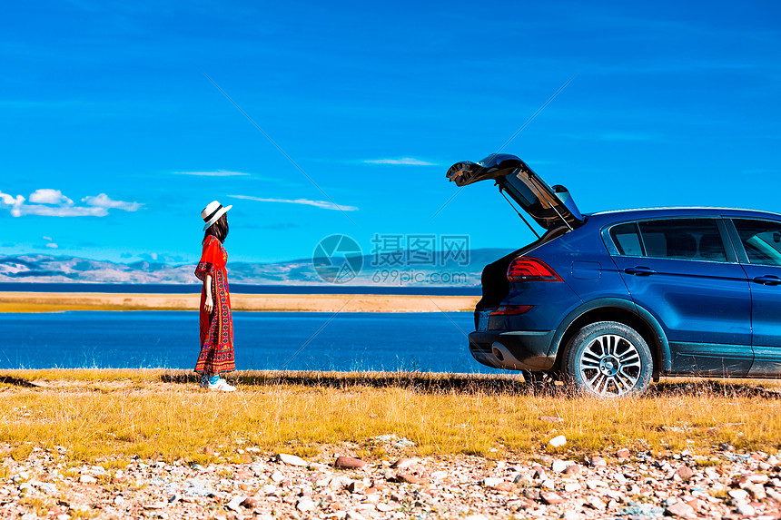 草原上的汽车高清图片下载-正版图片501669725-摄图网