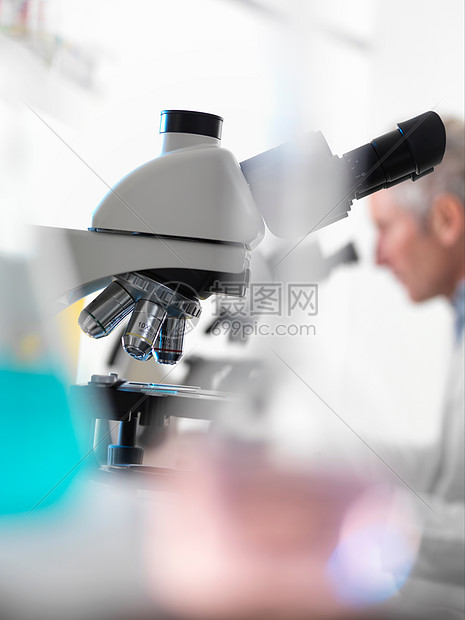 实验室中的显微镜高清图片下载-正版图片501820463-摄图网