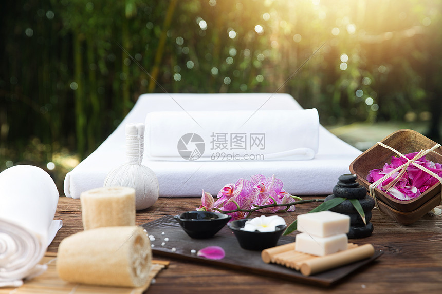 美容院spa美容高清图片下载-正版图片501921001-摄图网