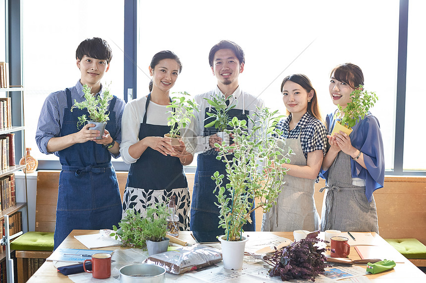 花卉种植培训课高清图片下载-正版图片502124372-摄图网