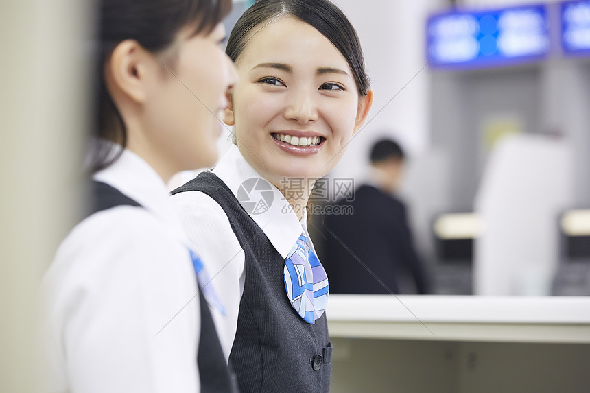 笑容灿烂的女银行职员高清图片下载-正版图片502138780-摄图网