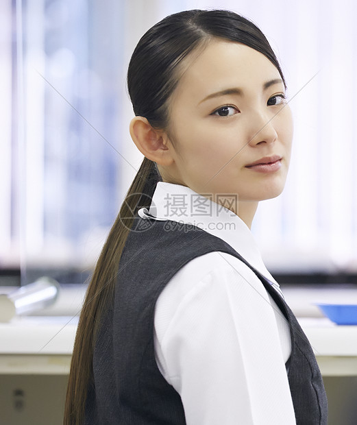 1人银行家人类银行职员高清图片下载-正版图片502138816-摄图网