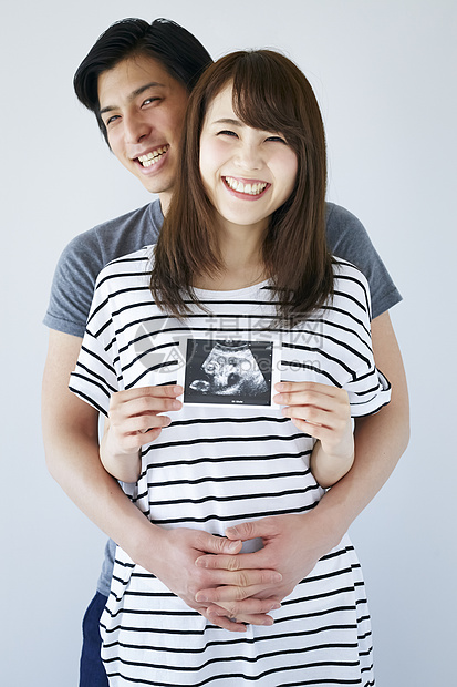 开心夫妻成功怀孕高清图片下载-正版图片502207629-摄图网