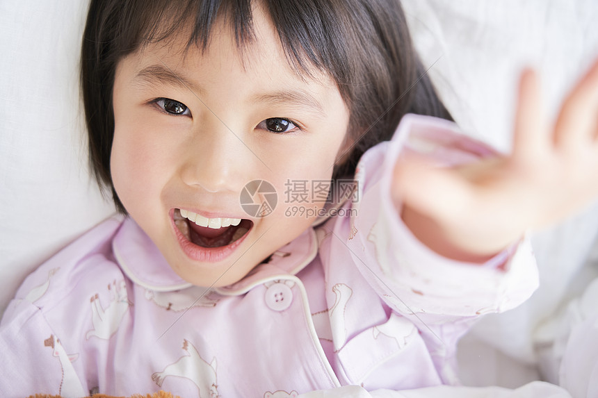 可爱小女孩高清图片下载-正版图片502266702-摄图网