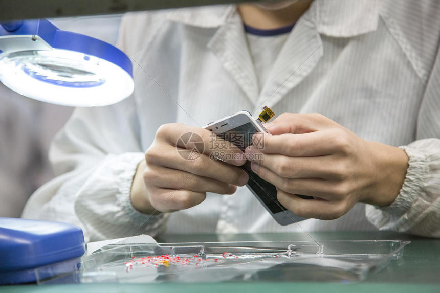 手机工厂生产加工高清图片下载-正版图片502403115-摄图网