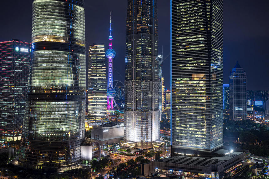浦东陆家嘴的夜高清图片下载-正版图片502418006-摄图网
