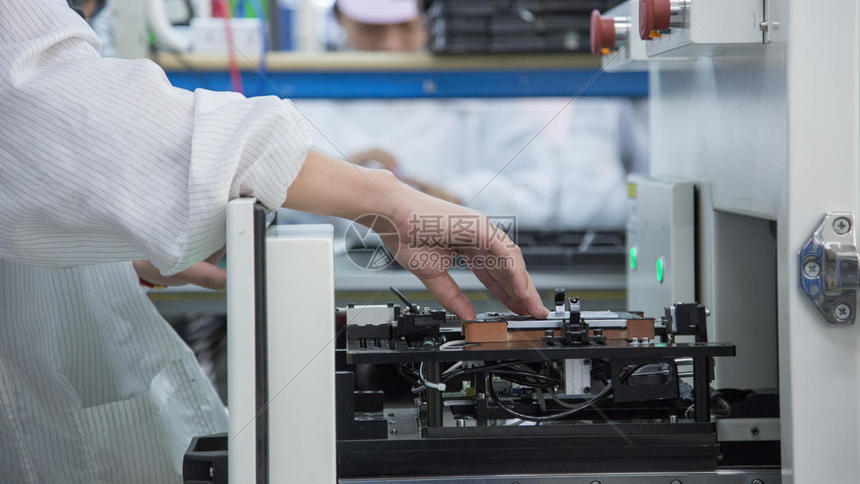手机工厂生产加工高清图片下载-正版图片502440415-摄图网