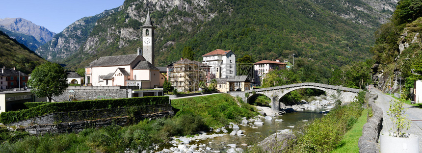 瑞士Magga山谷的Bign高清图片下载-正版图片502543232-摄图网