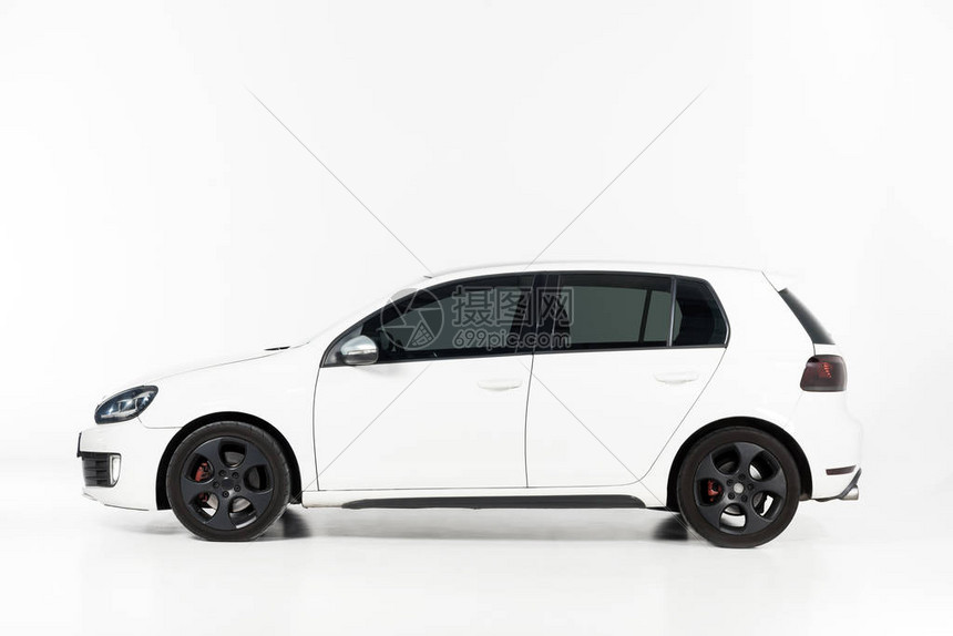 白色的一辆新白色汽高清图片下载-正版图片502661349-摄图网