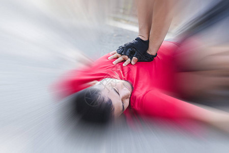 急救做心肺高清图片下载-正版图片502553888-摄图网